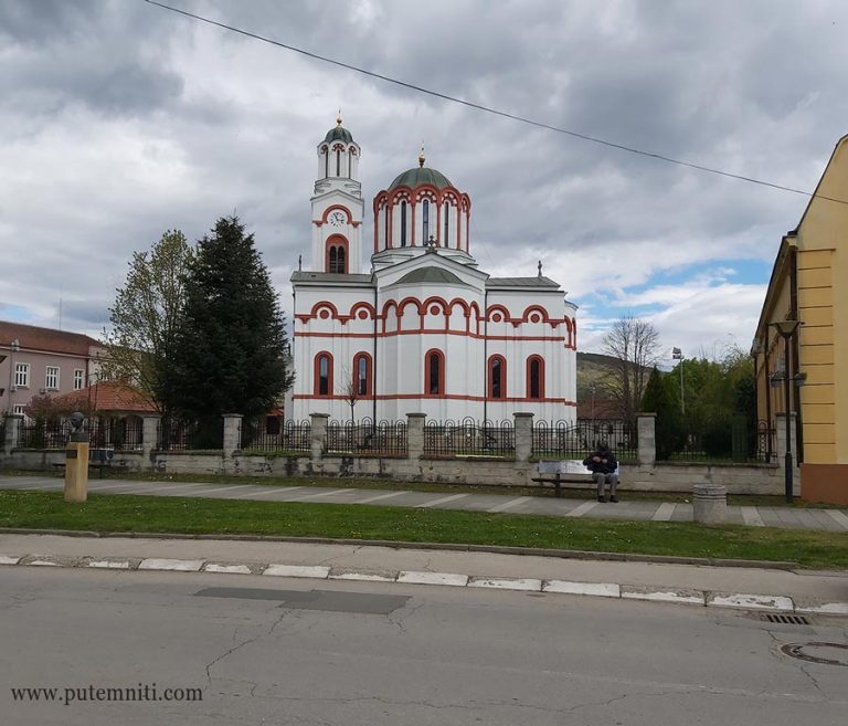 Trstenik – grad na obali Zapadne Morave – Putem niti
